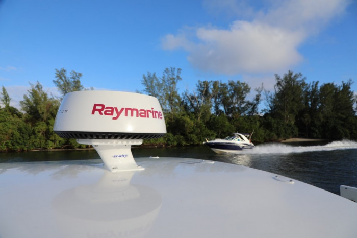 Flir Unveils new Raymarine branding – Classic Sailor